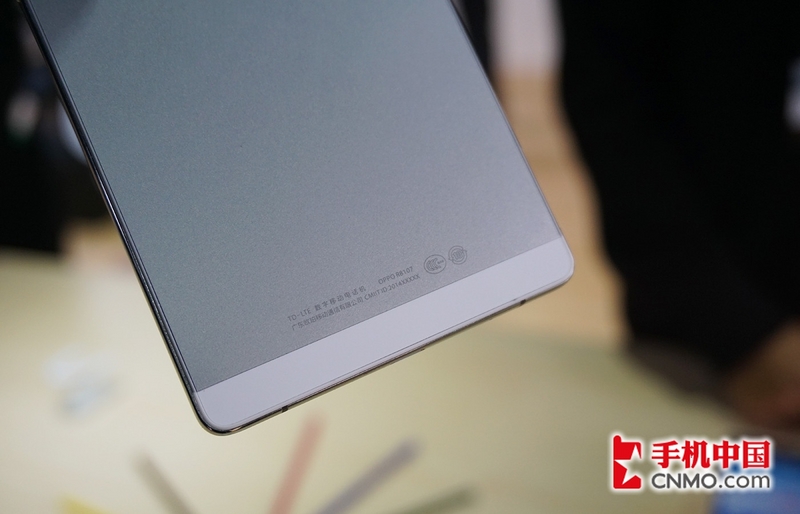 超薄手机巅峰之作上手体验 OPPO R5图赏