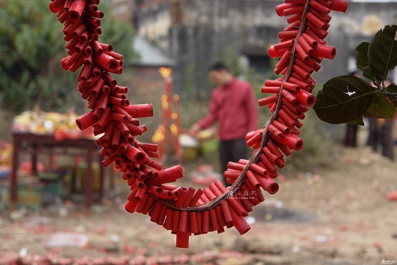 今天小年，你知道哪些传统习俗？丨小新画新年