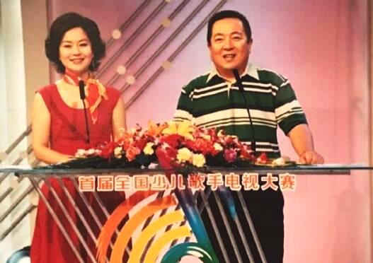 63岁董浩叔叔近照曝光 退休三年今画风大变